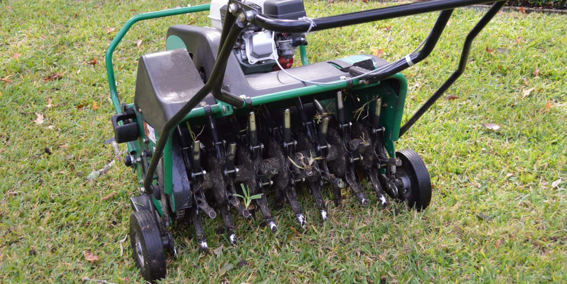 Aeration Toronto - Midtown Landscaping Inc.